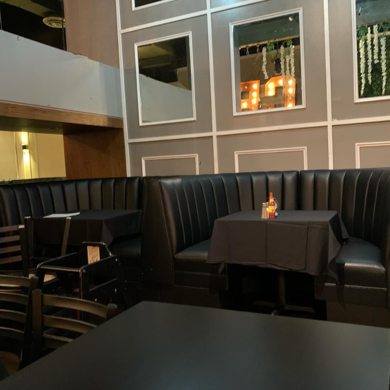 Custom Restaurant Banquette Booths: Design and Manufacturing Services ...